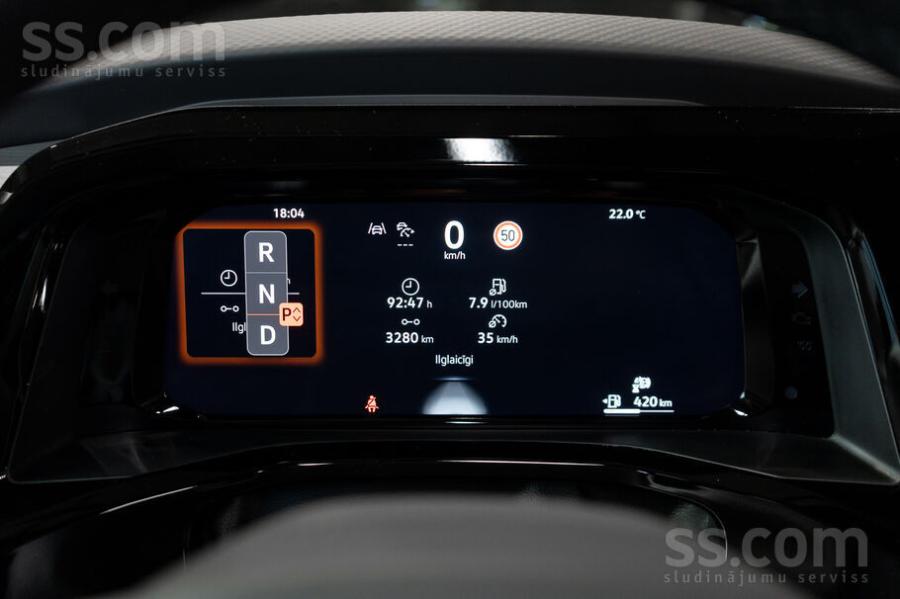 Pelēks Volkswagen Multivan 2024 Rīga, ar dzinēja tilpumu 2.00 L un nobraukumu 6 tūkst. km par 53880 €, foto 23 vietnē AUTOMOTO.COM.LV
