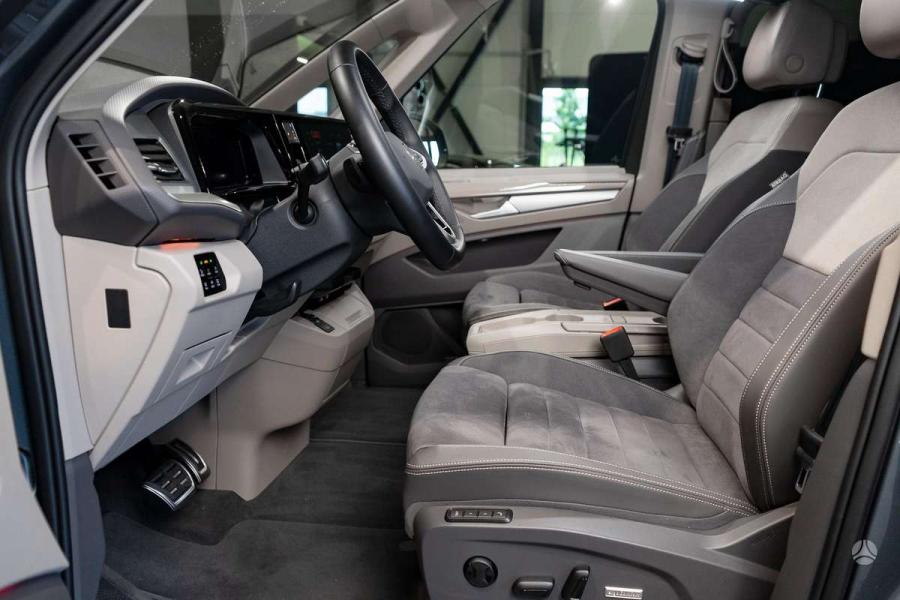 Grey Volkswagen Multivan 2024 in Riga, with an engine capacity of 1.97 L and mileage of 6 thousand km for 53880 €, photo 10 on AUTOMOTO.COM.LV