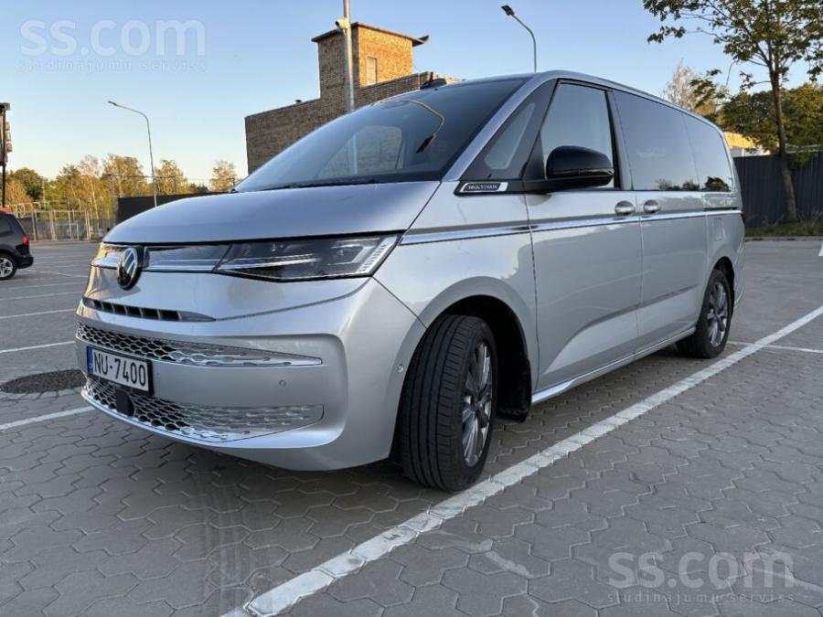 Pelēks Volkswagen Multivan 2024 Rīga, ar dzinēja tilpumu 1.40 L un nobraukumu 22 tūkst. km par 56500 €, foto 5 vietnē AUTOMOTO.COM.LV