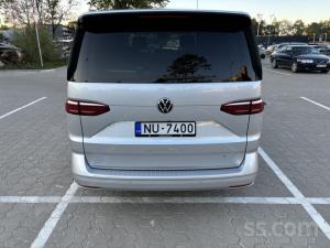 Pelēks Volkswagen Multivan 2024 Rīga, ar dzinēja tilpumu 1.40 L un nobraukumu 22 tūkst. km par 56500 €, foto 6 vietnē AUTOMOTO.COM.LV