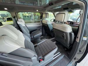 Pelēks Volkswagen Multivan 2025 Kauņa, ar dzinēja tilpumu 1.98 L un nobraukumu 17 tūkst. km par 66500 €, foto 9 vietnē AUTOMOTO.COM.LV