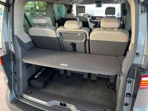 Pelēks Volkswagen Multivan 2025 Kauņa, ar dzinēja tilpumu 1.98 L un nobraukumu 17 tūkst. km par 66500 €, foto 20 vietnē AUTOMOTO.COM.LV