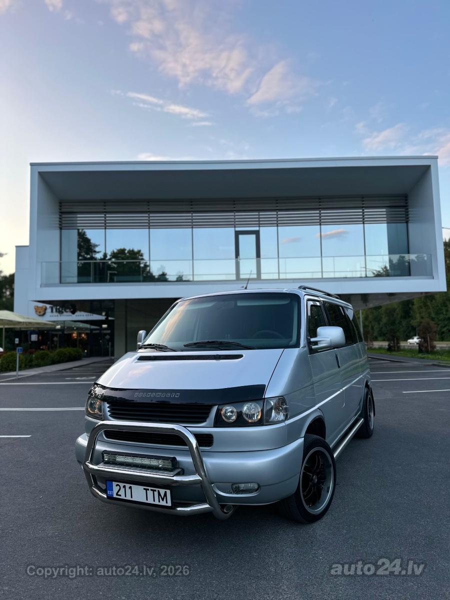 Pelēks Volkswagen Multivan 1997 Tallina, ar dzinēja tilpumu 2.50 L un nobraukumu 500 tūkst. km par 5999 €, foto 1 vietnē AUTOMOTO.COM.LV