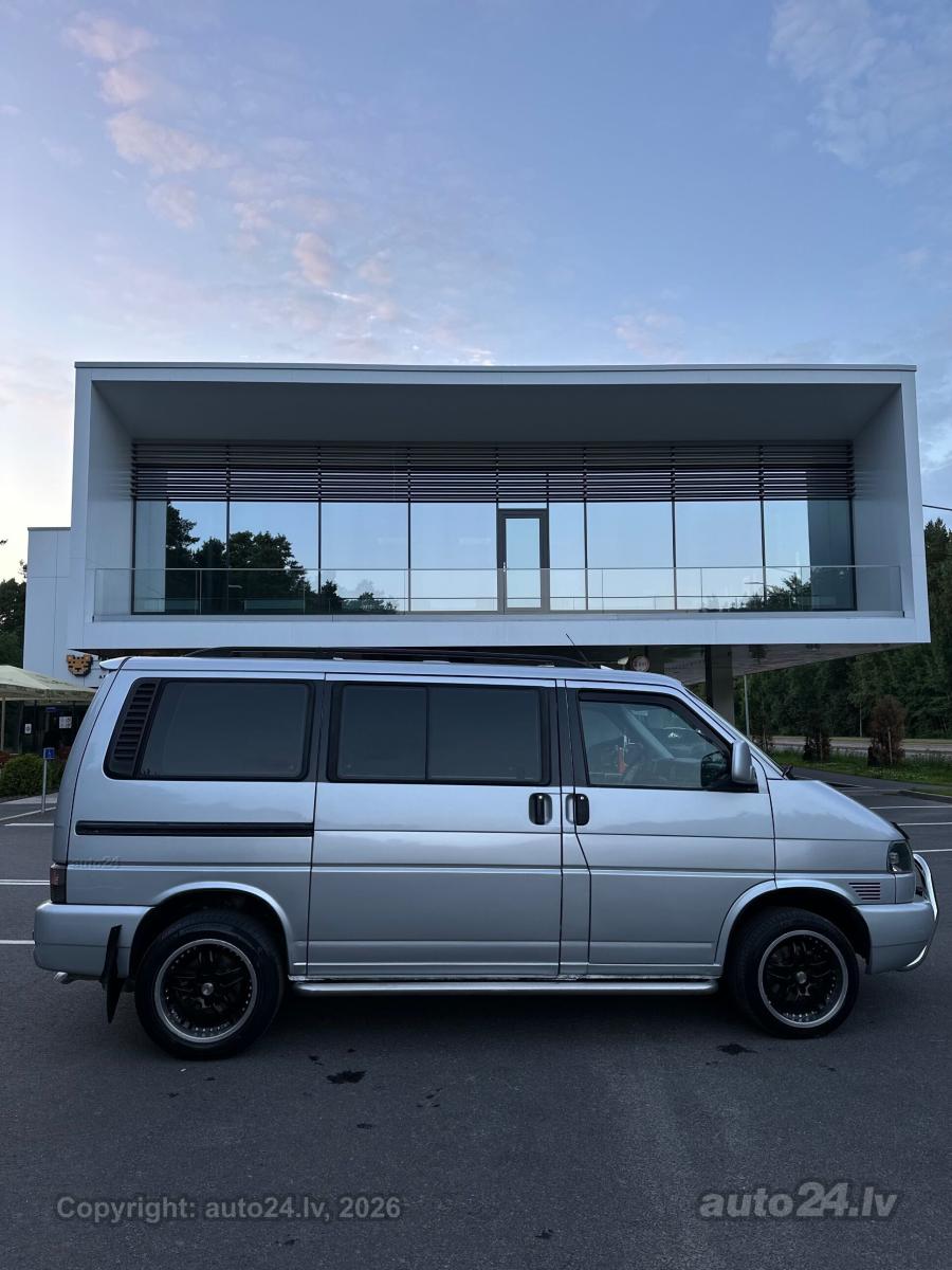 Pelēks Volkswagen Multivan 1997 Tallina, ar dzinēja tilpumu 2.50 L un nobraukumu 500 tūkst. km par 5999 €, foto 7 vietnē AUTOMOTO.COM.LV