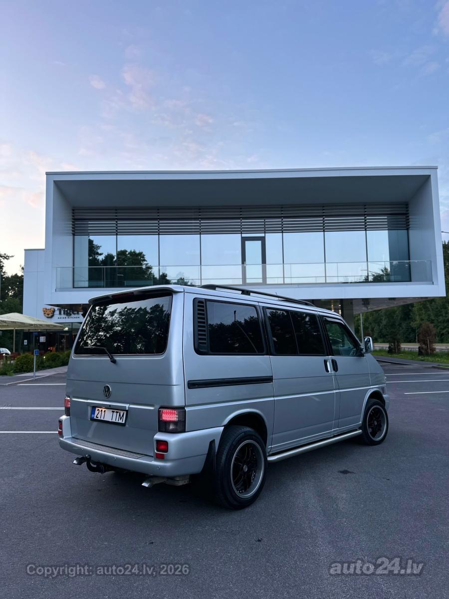 Pelēks Volkswagen Multivan 1997 Tallina, ar dzinēja tilpumu 2.50 L un nobraukumu 500 tūkst. km par 5999 €, foto 8 vietnē AUTOMOTO.COM.LV