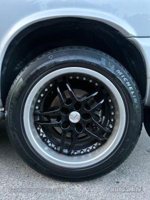 Pelēks Volkswagen Multivan 1997 Tallina, ar dzinēja tilpumu 2.50 L un nobraukumu 500 tūkst. km par 5999 €, foto 22 vietnē AUTOMOTO.COM.LV