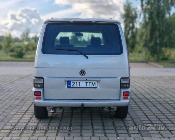 Pelēks Volkswagen Multivan 1997 Tallina, ar dzinēja tilpumu 2.50 L un nobraukumu 535 tūkst. km par 6400 €, foto 5 vietnē AUTOMOTO.COM.LV