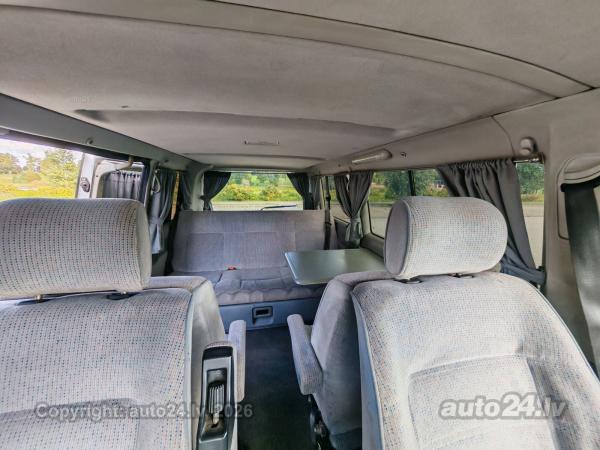 Pelēks Volkswagen Multivan 1997 Tallina, ar dzinēja tilpumu 2.50 L un nobraukumu 535 tūkst. km par 6400 €, foto 11 vietnē AUTOMOTO.COM.LV