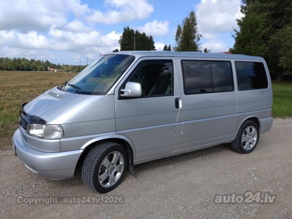 Grey Volkswagen Multivan 2001 in Tallinn, with an engine capacity of 2.50 L and mileage of 207 thousand km for 14500 €, photo 3 on AUTOMOTO.COM.LV
