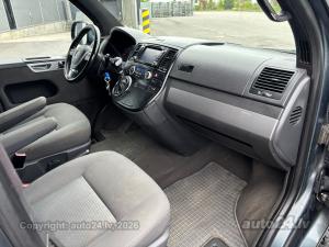 Grey Volkswagen Multivan 2004 in Tartu, with an engine capacity of 2.50 L and mileage of 312 thousand km for 7900 €, photo 16 on AUTOMOTO.COM.LV