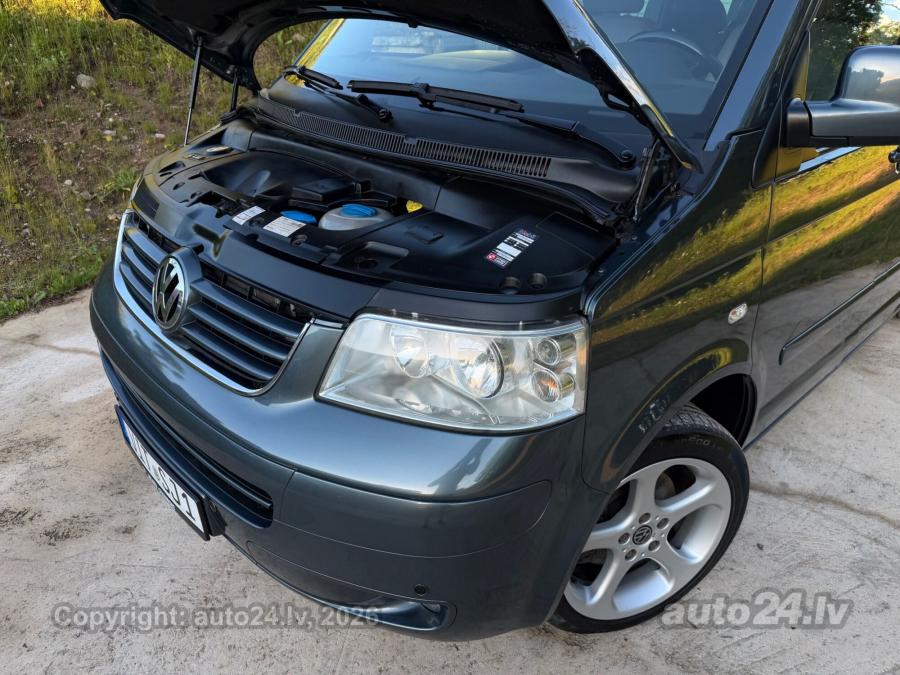 Pelēks Volkswagen Multivan 2004 Viljandi, ar dzinēja tilpumu 2.50 L un nobraukumu 344 tūkst. km par 8790 €, foto 26 vietnē AUTOMOTO.COM.LV