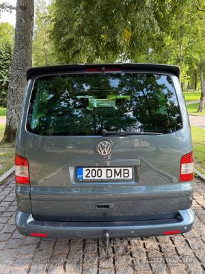 Pelēks Volkswagen Multivan 2004 Viljandi, ar dzinēja tilpumu 2.50 L un nobraukumu 317 tūkst. km par 8500 €, foto 7 vietnē AUTOMOTO.COM.LV