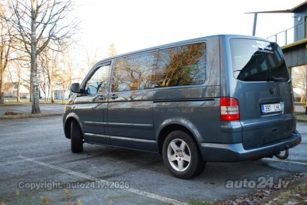 Pelēks Volkswagen Multivan 2005 Tallina, ar dzinēja tilpumu 2.50 L un nobraukumu 397 tūkst. km par 6500 €, foto 2 vietnē AUTOMOTO.COM.LV