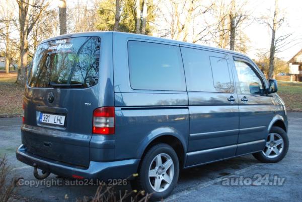 Pelēks Volkswagen Multivan 2005 Tallina, ar dzinēja tilpumu 2.50 L un nobraukumu 397 tūkst. km par 6500 €, foto 4 vietnē AUTOMOTO.COM.LV