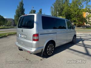 Pelēks Volkswagen Multivan 2005 Veru, ar dzinēja tilpumu 2.50 L un nobraukumu 376 tūkst. km par 6999 €, foto 5 vietnē AUTOMOTO.COM.LV
