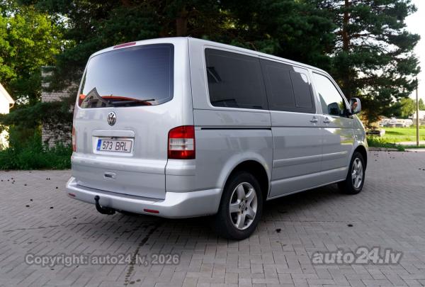Grey Volkswagen Multivan 2005 in Tartu, with an engine capacity of 2.50 L and mileage of 349 thousand km for 7000 €, photo 4 on AUTOMOTO.COM.LV