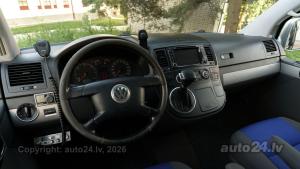 Grey Volkswagen Multivan 2005 in Tartu, with an engine capacity of 2.50 L and mileage of 349 thousand km for 7000 €, photo 9 on AUTOMOTO.COM.LV