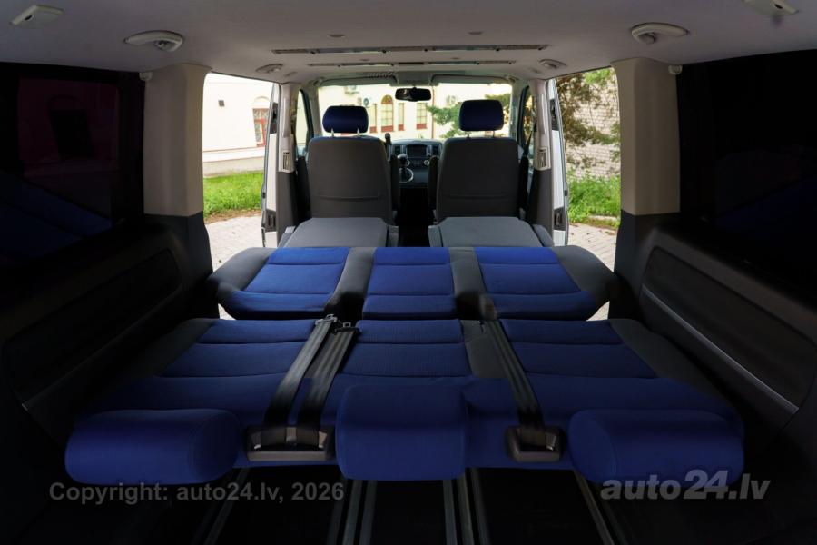 Grey Volkswagen Multivan 2005 in Tartu, with an engine capacity of 2.50 L and mileage of 349 thousand km for 7000 €, photo 14 on AUTOMOTO.COM.LV
