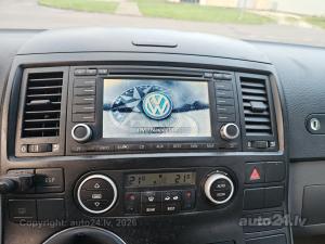 Pelēks Volkswagen Multivan 2005 Paide, ar dzinēja tilpumu 2.50 L un nobraukumu 292 tūkst. km par 7550 €, foto 9 vietnē AUTOMOTO.COM.LV