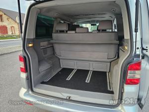 Pelēks Volkswagen Multivan 2005 Paide, ar dzinēja tilpumu 2.50 L un nobraukumu 292 tūkst. km par 7550 €, foto 16 vietnē AUTOMOTO.COM.LV