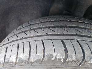 Pelēks Volkswagen Multivan 2005 Paide, ar dzinēja tilpumu 2.50 L un nobraukumu 292 tūkst. km par 7550 €, foto 19 vietnē AUTOMOTO.COM.LV