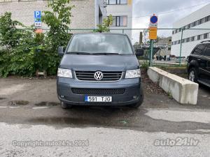 Grey Volkswagen Multivan 2007 in Tallinn, with an engine capacity of 2.50 L and mileage of 675 thousand km for 3200 €, photo 3 on AUTOMOTO.COM.LV