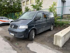 Grey Volkswagen Multivan 2007 in Tallinn, with an engine capacity of 2.50 L and mileage of 675 thousand km for 3200 €, photo 4 on AUTOMOTO.COM.LV