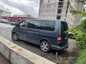 Grey Volkswagen Multivan 2007 in Tallinn, with an engine capacity of 2.50 L and mileage of 675 thousand km for 3200 €, photo 5 on AUTOMOTO.COM.LV