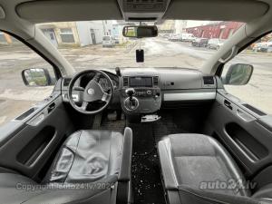 Grey Volkswagen Multivan 2007 in Tallinn, with an engine capacity of 2.50 L and mileage of 675 thousand km for 3200 €, photo 9 on AUTOMOTO.COM.LV