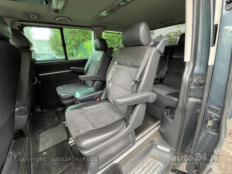 Grey Volkswagen Multivan 2007 in Tallinn, with an engine capacity of 2.50 L and mileage of 675 thousand km for 3200 €, photo 13 on AUTOMOTO.COM.LV