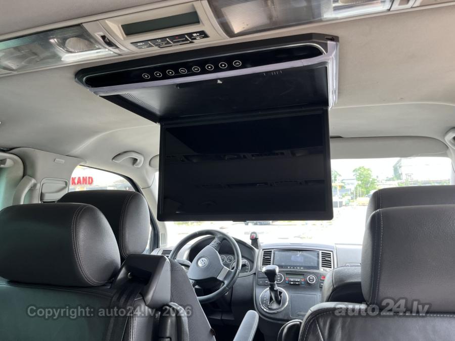 Grey Volkswagen Multivan 2007 in Tallinn, with an engine capacity of 2.50 L and mileage of 675 thousand km for 3200 €, photo 18 on AUTOMOTO.COM.LV