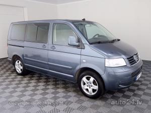Grey Volkswagen Multivan 2007 in Tallinn, with an engine capacity of 2.50 L and mileage of 384 thousand km for 3199 €, photo 1 on AUTOMOTO.COM.LV