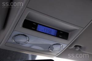 Grey Volkswagen Multivan 2007 in Tukums, with an engine capacity of 2.50 L and mileage of 303 thousand km for 8200 €, photo 16 on AUTOMOTO.COM.LV