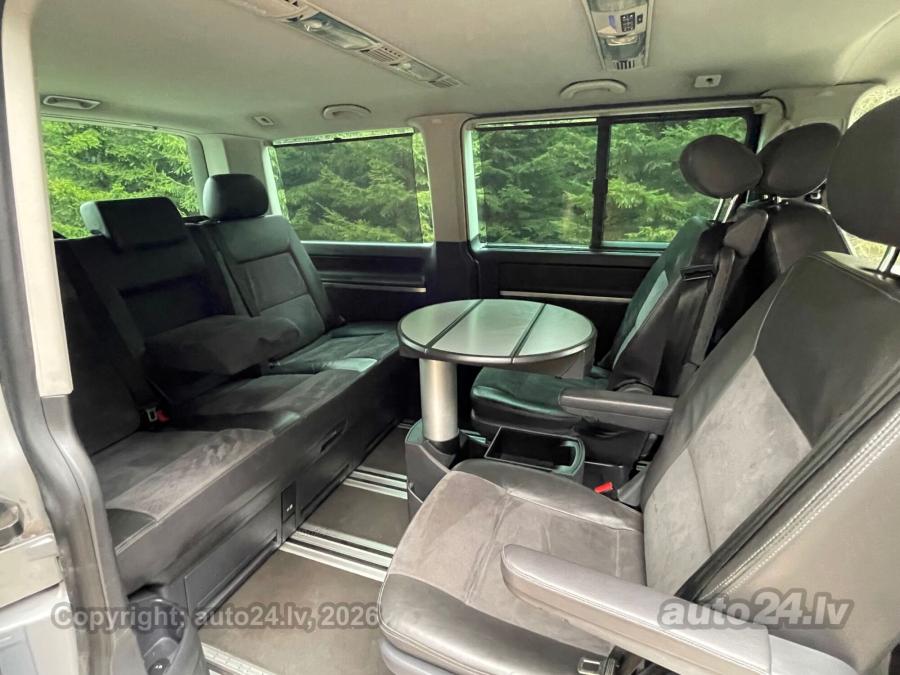 Pelēks Volkswagen Multivan 2008 Tartu, ar dzinēja tilpumu 2.50 L un nobraukumu 242 tūkst. km par 11999 €, foto 8 vietnē AUTOMOTO.COM.LV