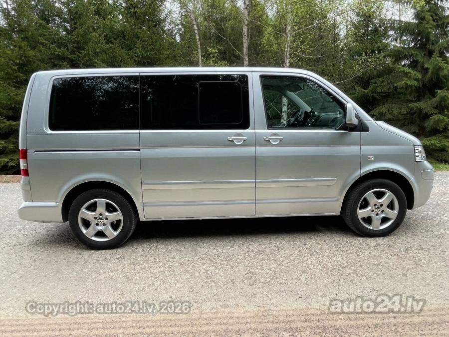 Pelēks Volkswagen Multivan 2008 Tartu, ar dzinēja tilpumu 2.50 L un nobraukumu 242 tūkst. km par 11999 €, foto 18 vietnē AUTOMOTO.COM.LV