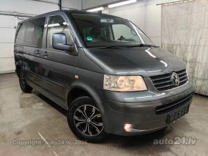 Grey Volkswagen Multivan 2009 in Viljandi, with an engine capacity of 2.50 L and mileage of 319 thousand km for 10490 €, photo  on AUTOMOTO.COM.LV