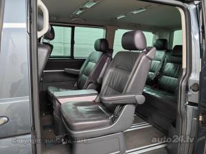 Pelēks Volkswagen Multivan 2009 Viljandi, ar dzinēja tilpumu 2.50 L un nobraukumu 319 tūkst. km par 10490 €, foto 9 vietnē AUTOMOTO.COM.LV
