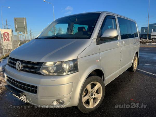 Pelēks Volkswagen Multivan 2011 Tallina, ar dzinēja tilpumu 2.00 L un nobraukumu 510 tūkst. km par 11000 €, foto 1 vietnē AUTOMOTO.COM.LV