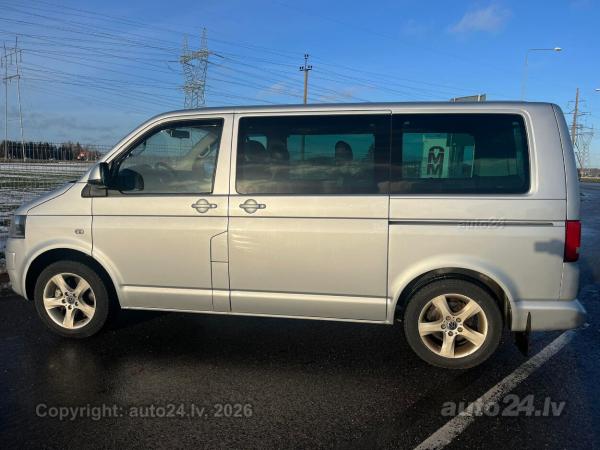 Pelēks Volkswagen Multivan 2011 Tallina, ar dzinēja tilpumu 2.00 L un nobraukumu 510 tūkst. km par 11000 €, foto 4 vietnē AUTOMOTO.COM.LV