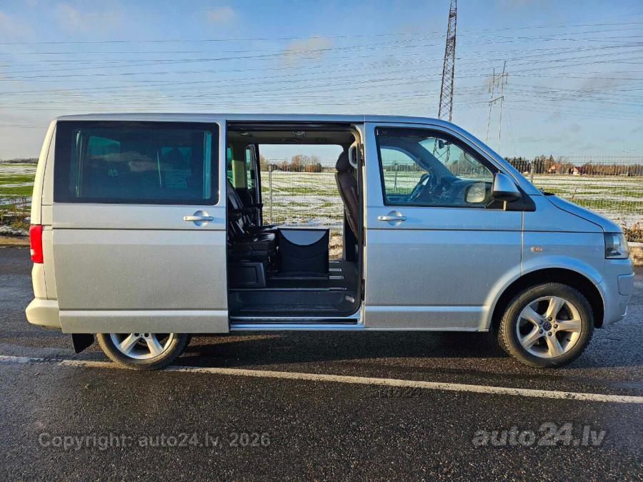 Pelēks Volkswagen Multivan 2011 Tallina, ar dzinēja tilpumu 2.00 L un nobraukumu 510 tūkst. km par 11000 €, foto 7 vietnē AUTOMOTO.COM.LV