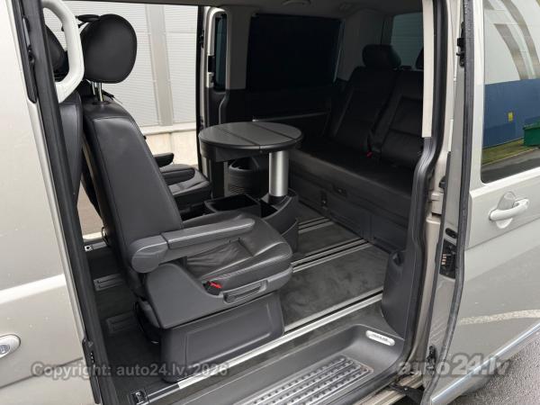 Grey Volkswagen Multivan 2012 in Tartu, with an engine capacity of 2.00 L and mileage of 430 thousand km for 9500 €, photo 10 on AUTOMOTO.COM.LV