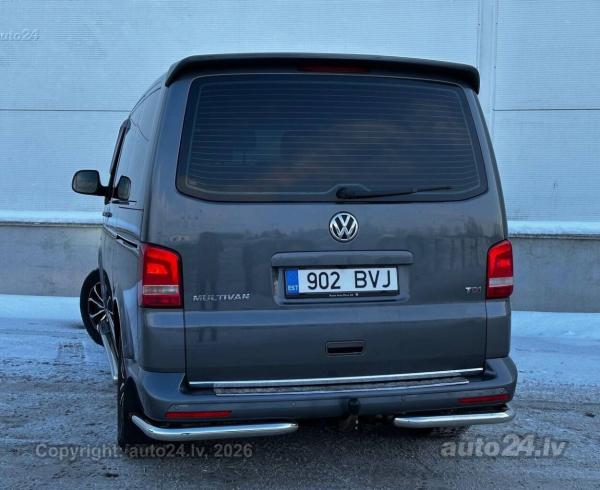Pelēks Volkswagen Multivan 2014 Valga, ar dzinēja tilpumu 2.00 L un nobraukumu 379 tūkst. km par 11499 €, foto 7 vietnē AUTOMOTO.COM.LV