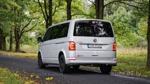 Grey Volkswagen Multivan 2016 in Tallinn, with an engine capacity of 2.00 L and mileage of 0 thousand km for 31000 €, photo 5 on AUTOMOTO.COM.LV