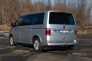 Pelēks Volkswagen Multivan 2018 Tallina, ar dzinēja tilpumu 2.00 L un nobraukumu 218 tūkst. km par 38900 €, foto 3 vietnē AUTOMOTO.COM.LV