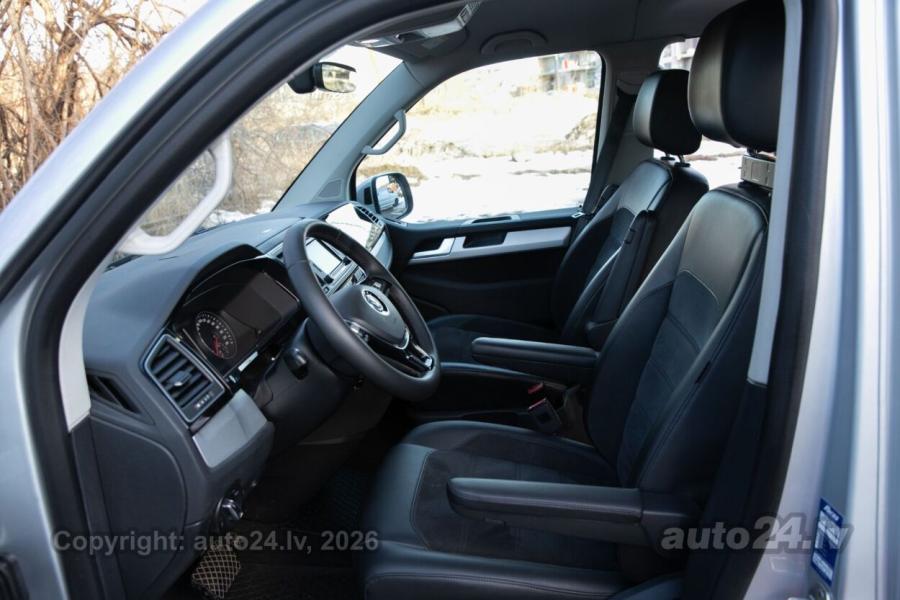 Pelēks Volkswagen Multivan 2018 Tallina, ar dzinēja tilpumu 2.00 L un nobraukumu 218 tūkst. km par 38900 €, foto 19 vietnē AUTOMOTO.COM.LV