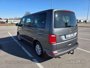 Grey Volkswagen Multivan 2018 in Tallinn, with an engine capacity of 2.00 L and mileage of 165 thousand km for 29500 €, photo 5 on AUTOMOTO.COM.LV