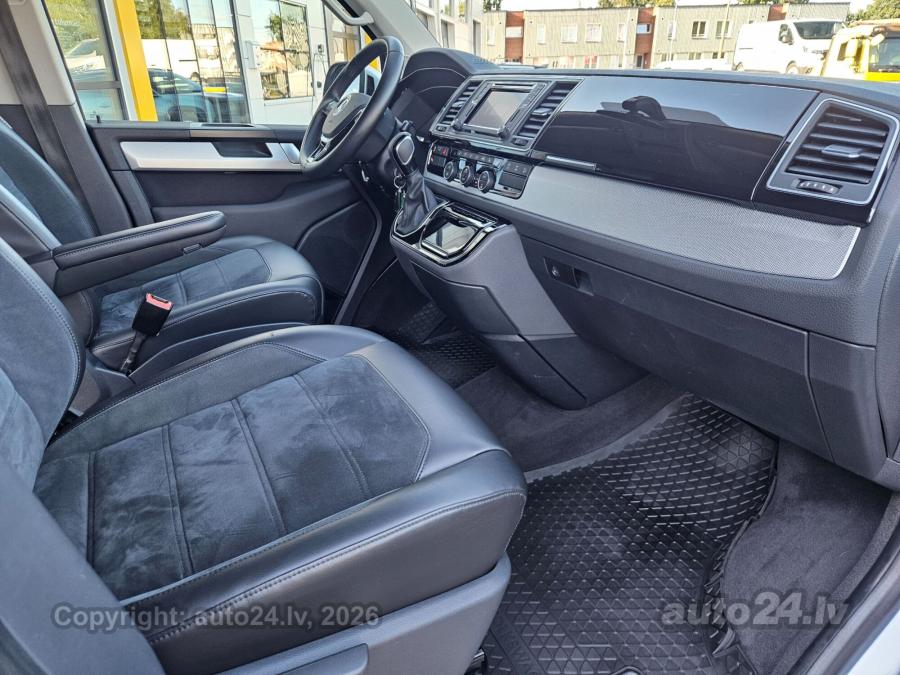 Grey Volkswagen Multivan 2018 in Tartu, with an engine capacity of 2.00 L and mileage of 235 thousand km for 33990 €, photo 20 on AUTOMOTO.COM.LV