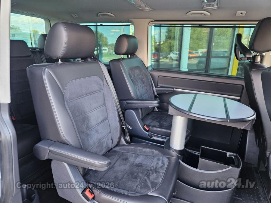 Grey Volkswagen Multivan 2018 in Tartu, with an engine capacity of 2.00 L and mileage of 235 thousand km for 33990 €, photo 23 on AUTOMOTO.COM.LV