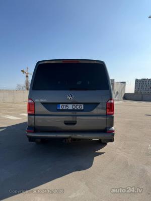 Grey Volkswagen Multivan 2019 in Tallinn, with an engine capacity of 2.00 L and mileage of 157 thousand km for 33900 €, photo 5 on AUTOMOTO.COM.LV