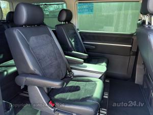 Pelēks Volkswagen Multivan 2019 Tallina, ar dzinēja tilpumu 2.00 L un nobraukumu 129 tūkst. km par 36900 €, foto 9 vietnē AUTOMOTO.COM.LV